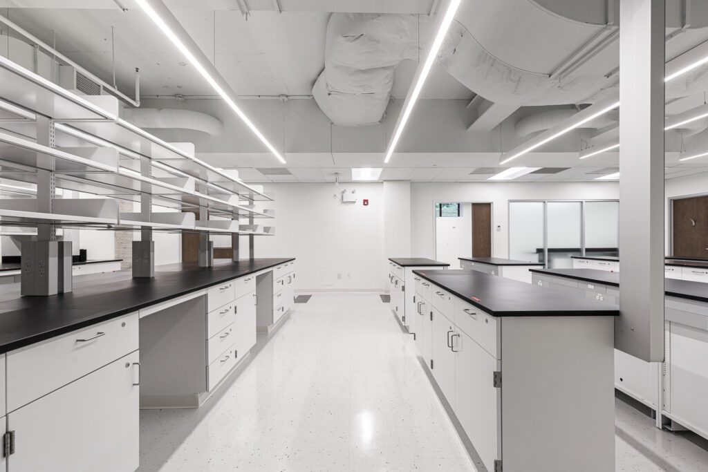 How much does the design and construction of a laboratory cost? | Lab.Space
