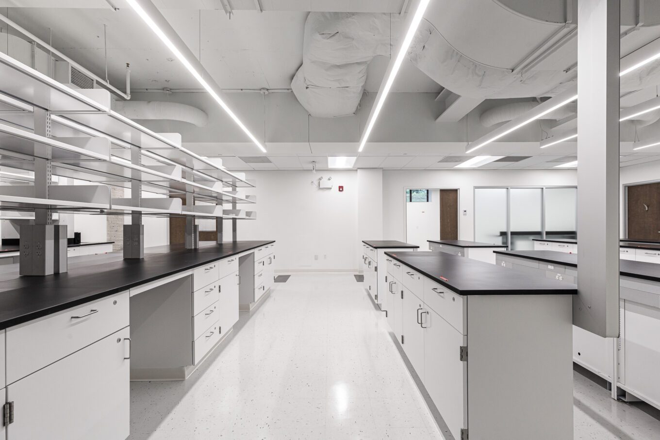 How much does the design and construction of a laboratory cost? | Lab.Space